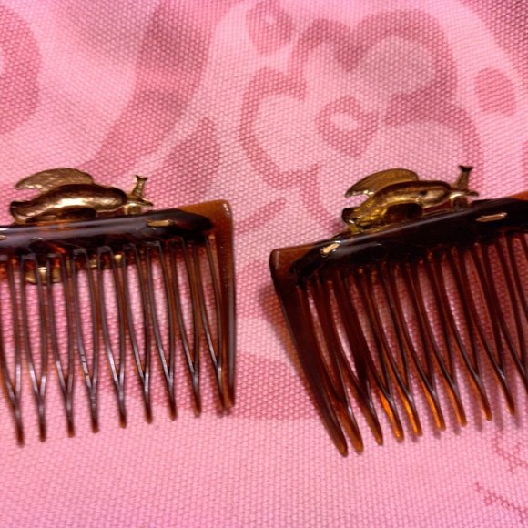 Vintage Piece Perhaps Beautiful Jools | Accessories | 2 Two Vintage ...